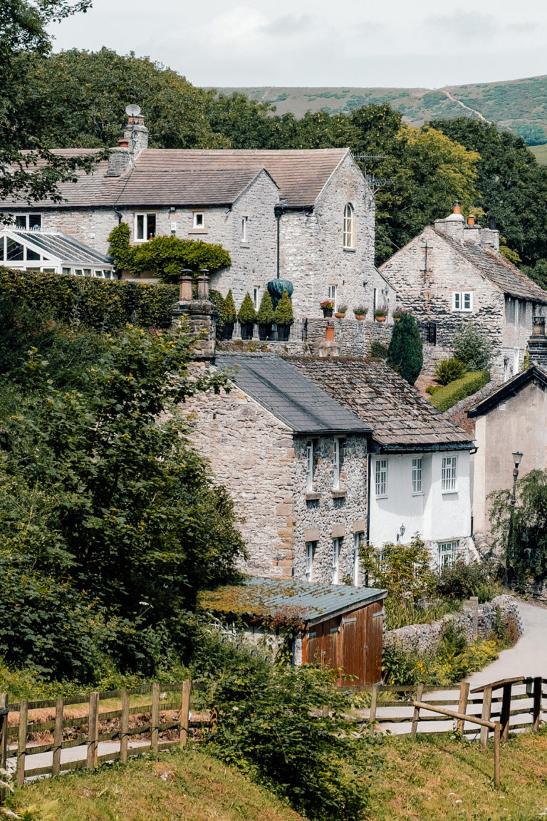 CHEE DALE CIRCULAR WALK + INCREDIBLE STEPPING STONES