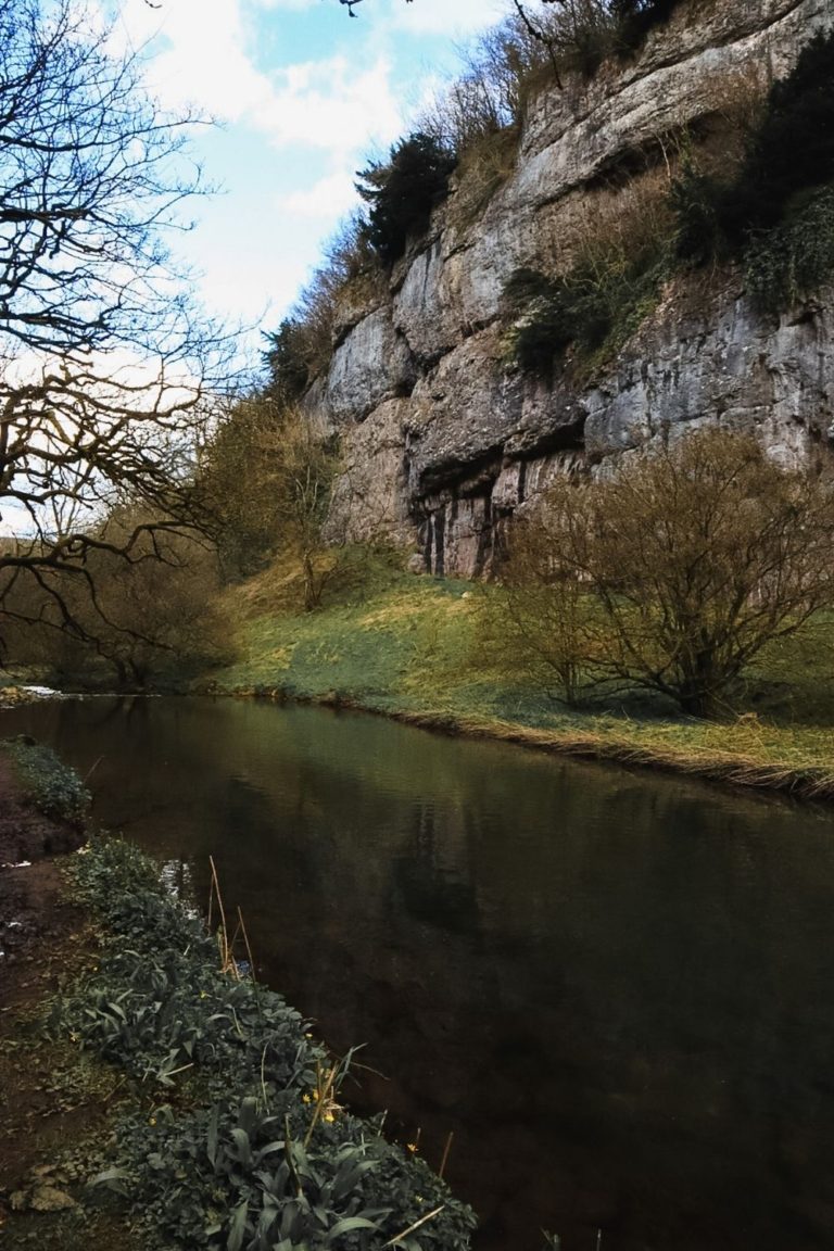 Chee Dale Stepping Stones And Circular Gorge Walk