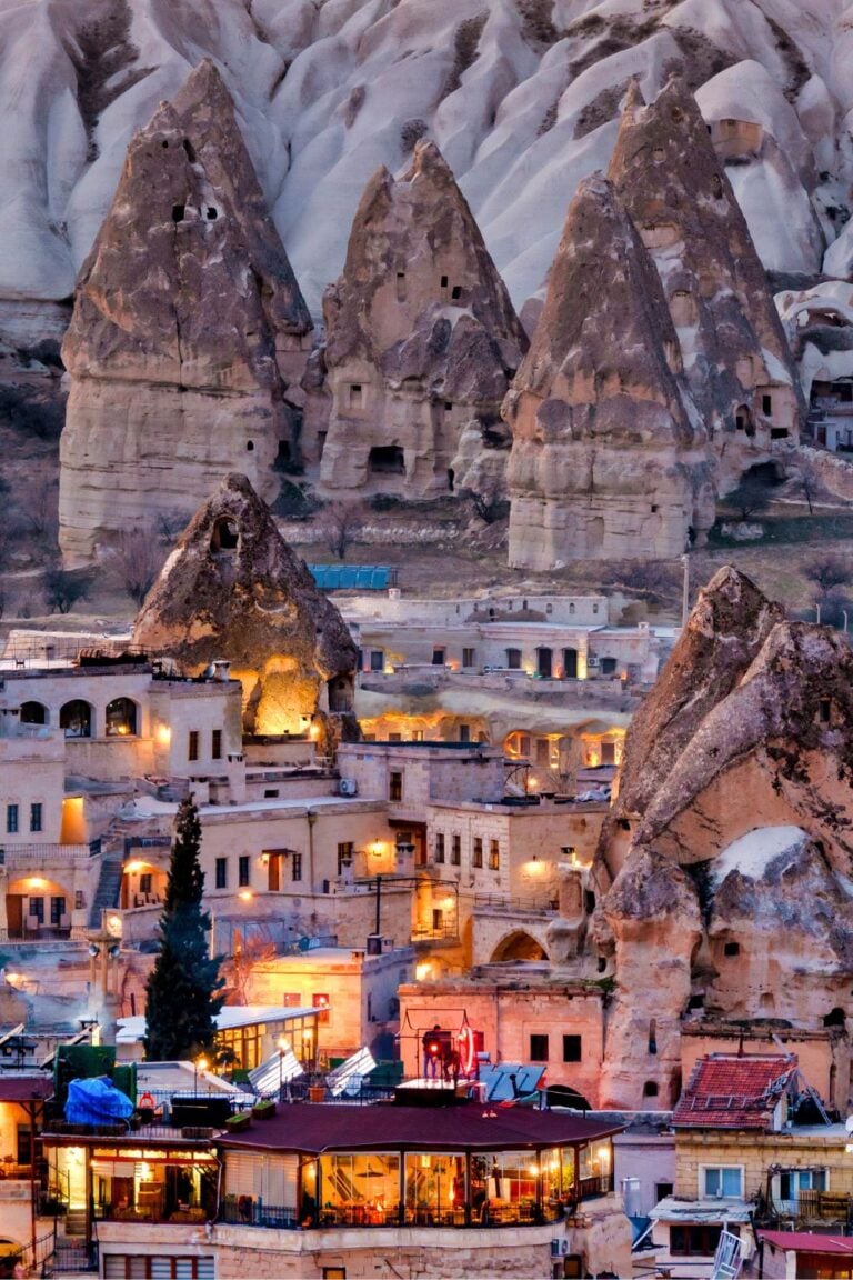 BEST HOTELS IN CAPPADOCIA TURKEY: BUDGET TO LUXURY