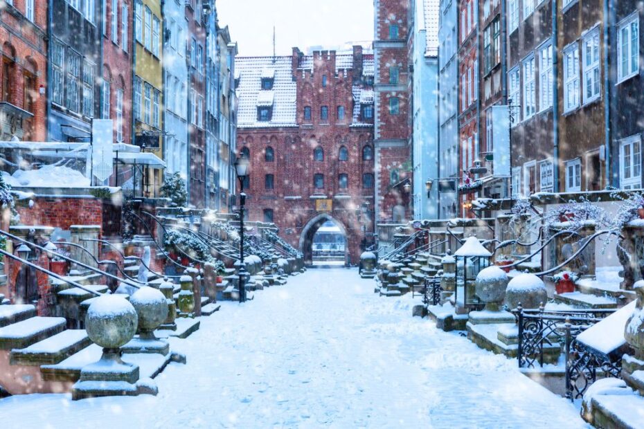 Gdansk in Winter: 18 Amazing Things To Do